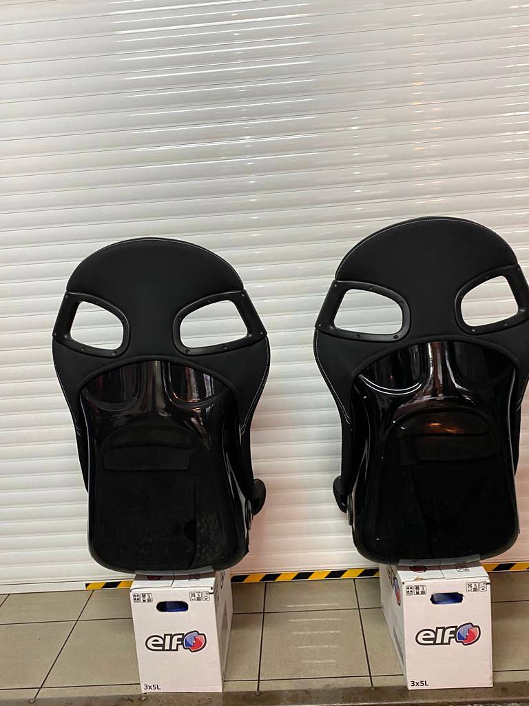 Porsche 911 (996/997) GT3 GT2 Recaro Bucket Seats – A bit Spoilt